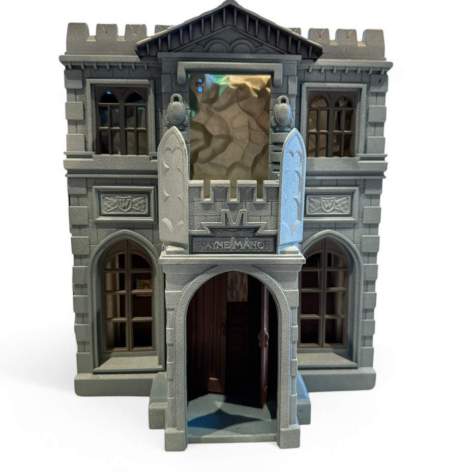 Kenner Batman Returns Bat Cave Wayne Manor Command Center Playset ...
