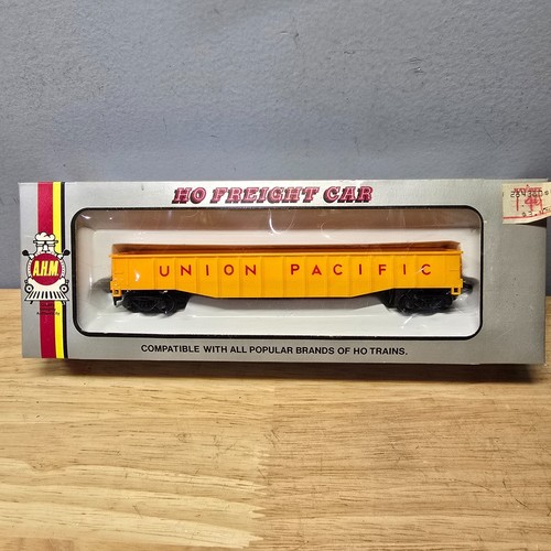 Vintage HO AHM Union Pacific Gondola Freight Train Car Yellow Railroad ...