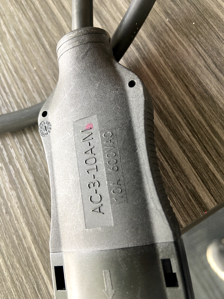 APsystems DS3-L Microinverter – Dual-module, high-efficiency, smart ...