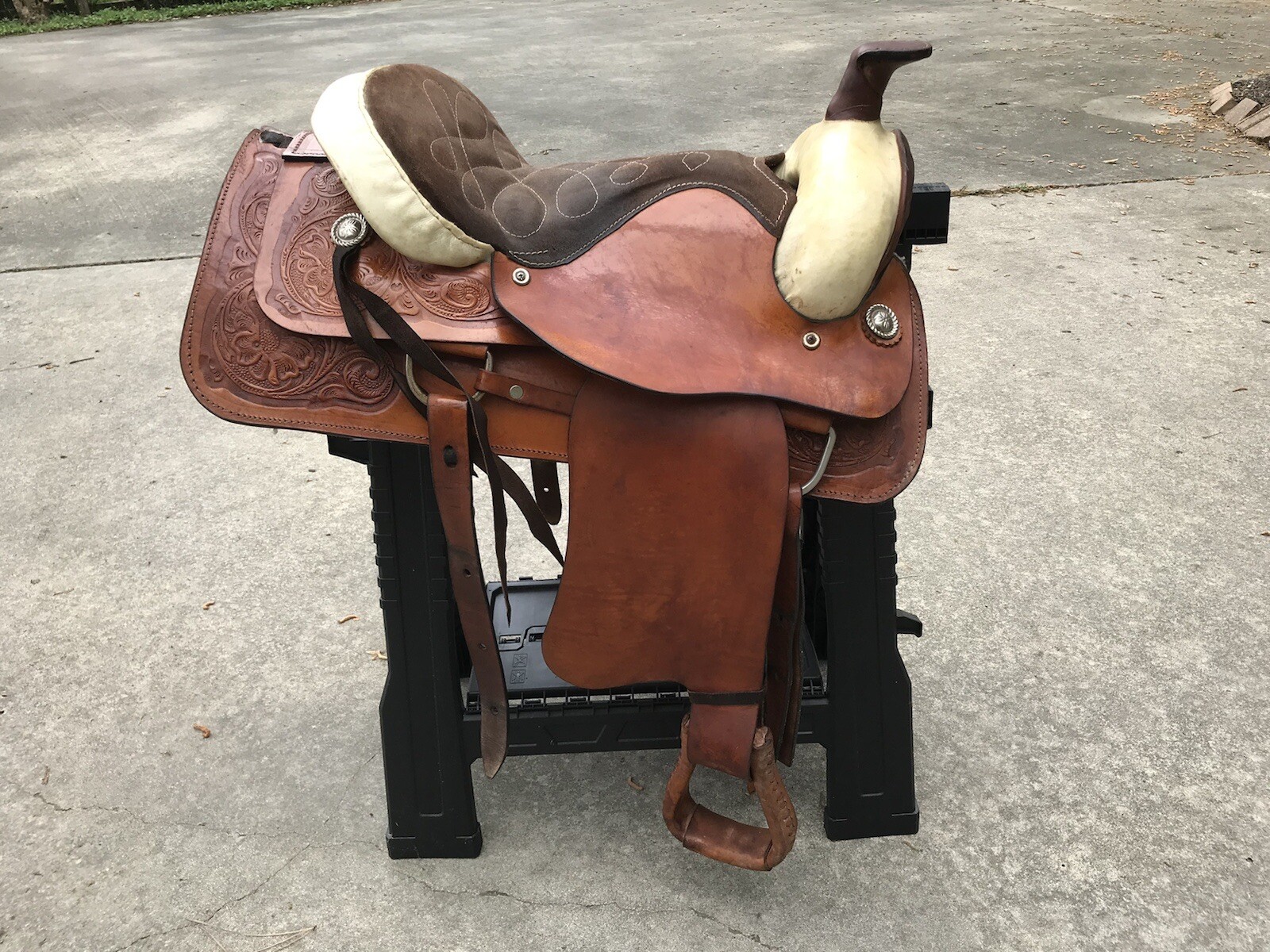 Western saddle extra wide gullet 16.5” Seat | eBay