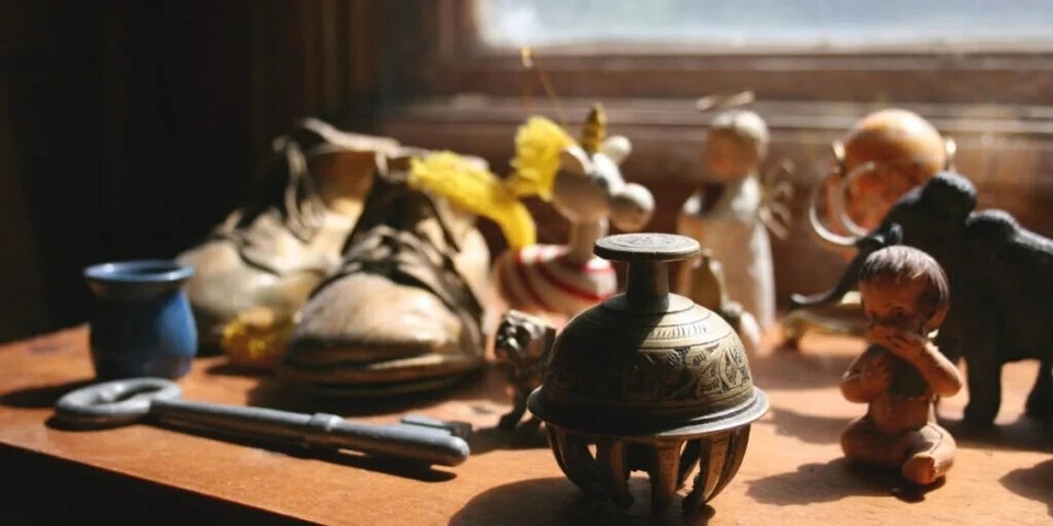 10 pound box lot of New & Vintage collectible items- ** see details ...