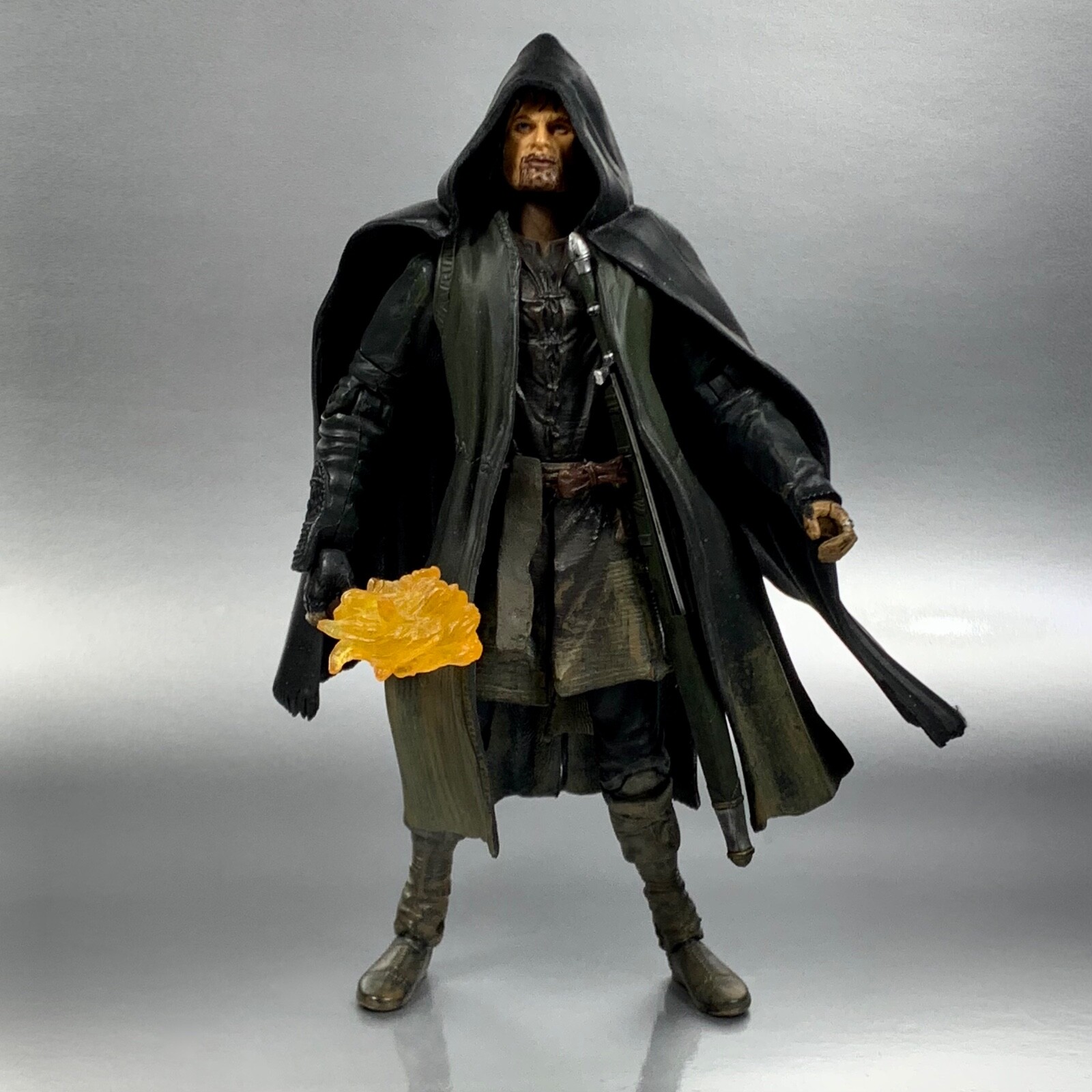 Toybiz Lord of the Rings Fellowship of the Ring STRIDER 6" Figure 2001 ...