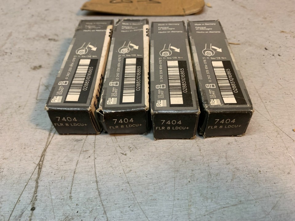 BOSCH SUPER OEM Spark Plugs 7404 FLR8LDCU Set of 4 | eBay