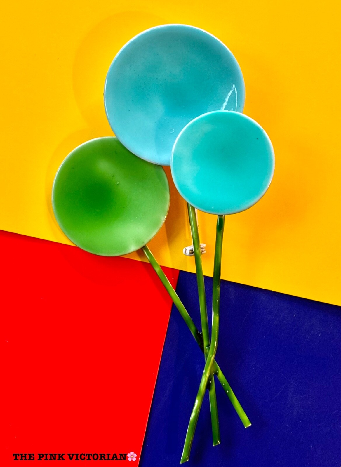 RARE SIGNED WEISS VINTAGE MOD POP ART STYLE FLOWER PI… - Gem