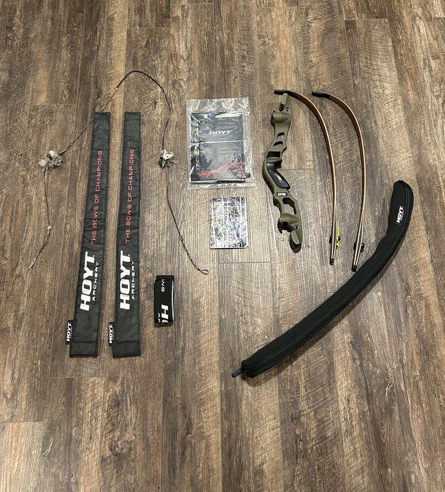 Hoyt Satori Recurve RH Traditional Bow 19 Riser Medium 45 Lb Limbs ...