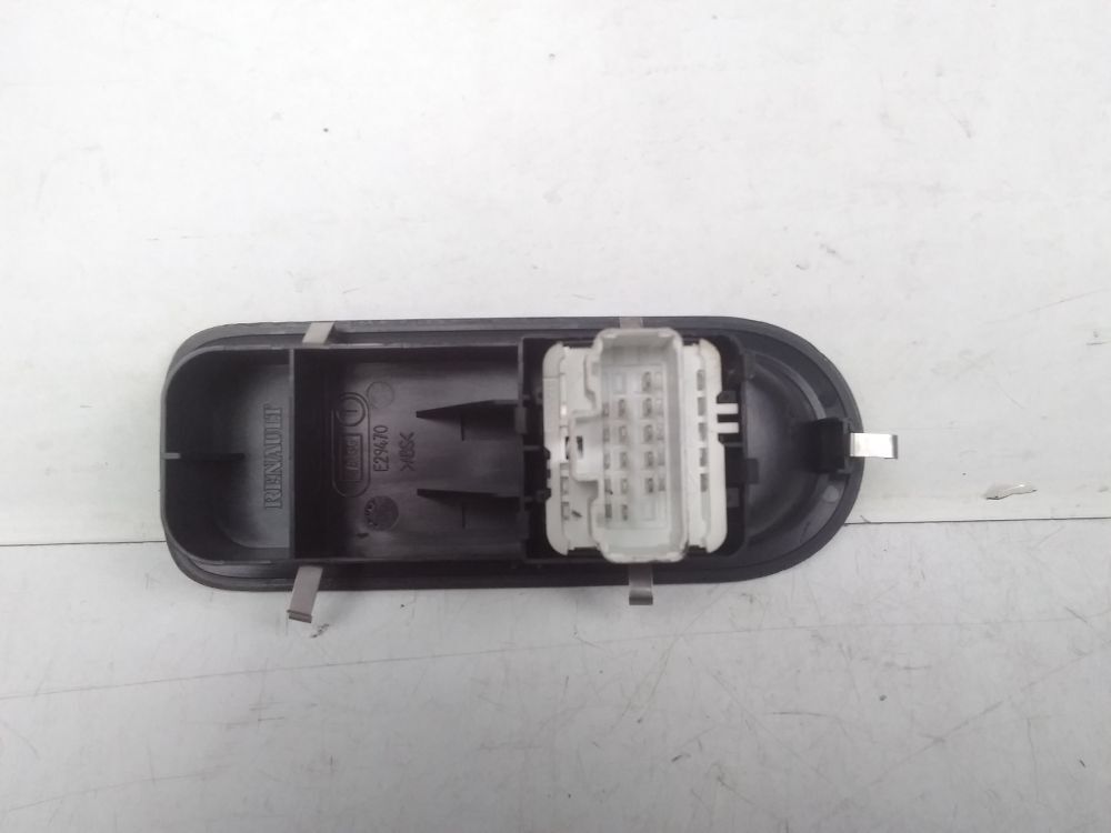 COMMUTATEUR VITRES ELECTRIQUES Renault Clio III (BR/CR) 2006 8200214943 ...