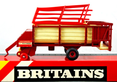 1:32 Britains 9578 POTTINGER LOADER / ANIMAL FEEDER WAGON with WORKING ...
