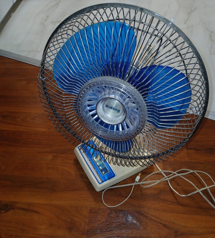 Vintage Galaxy 12-inch Oscillating Fan with Translucent Blue Blade For ...