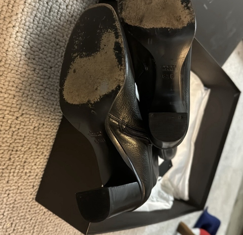 1999 Vintage Gucci Tom Ford Black Leather Logo Knee High Boots Size 36. ...