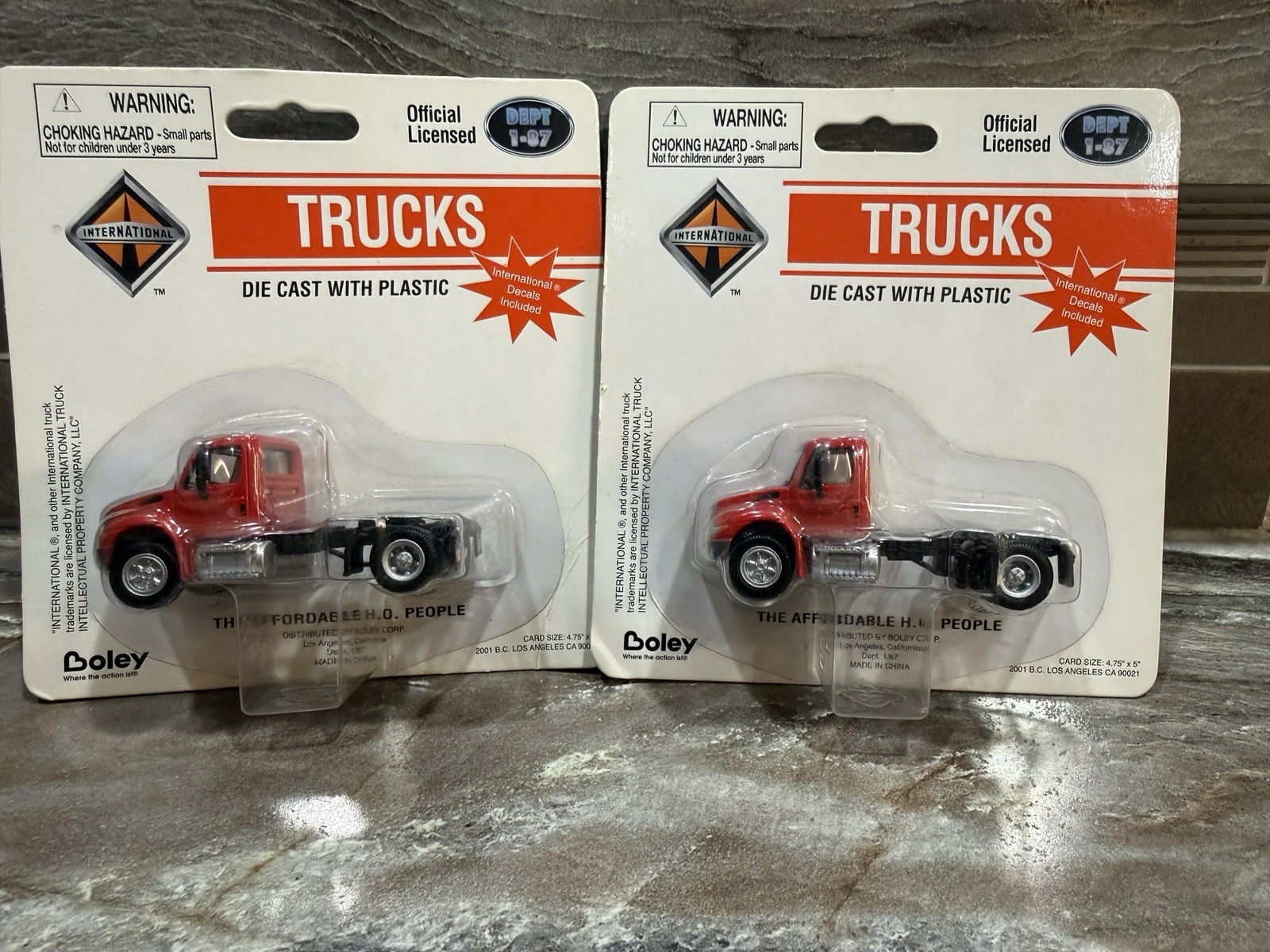 Boley International Semi-Tractor Truck (Red) Single-Axle HO 1:87 -NiB ...