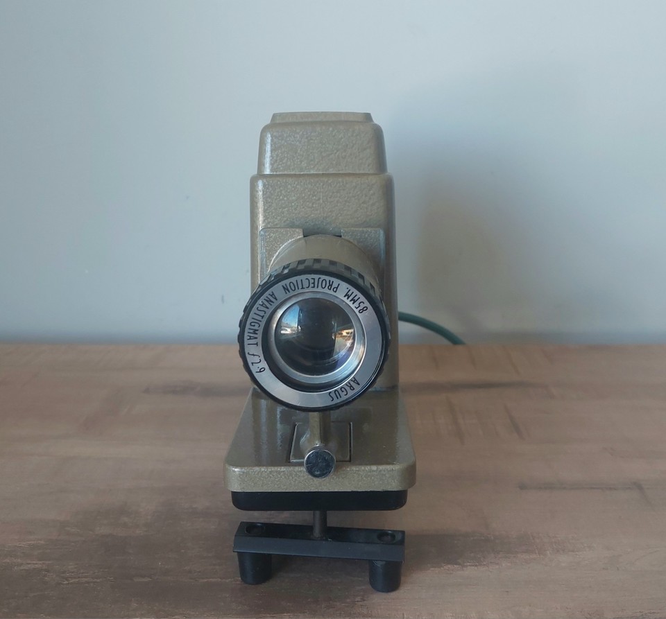 Argus 300 Compact-35mm Film Slide Projector Untested Spares/Repairs ...