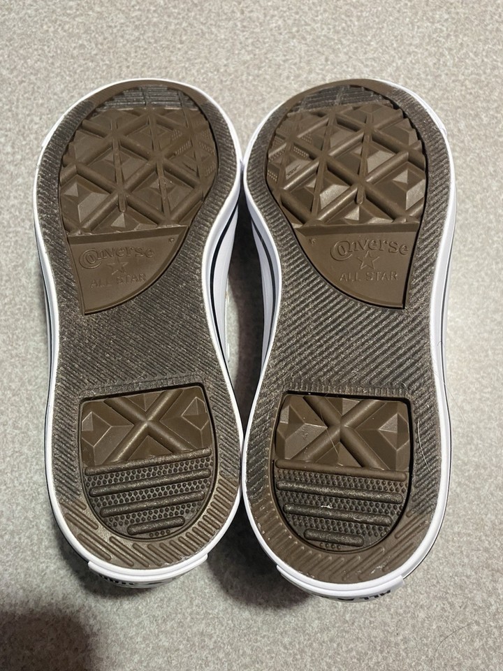 Converse All Star White High Tops Glitter Accent Women’s Size 7, Men’s ...