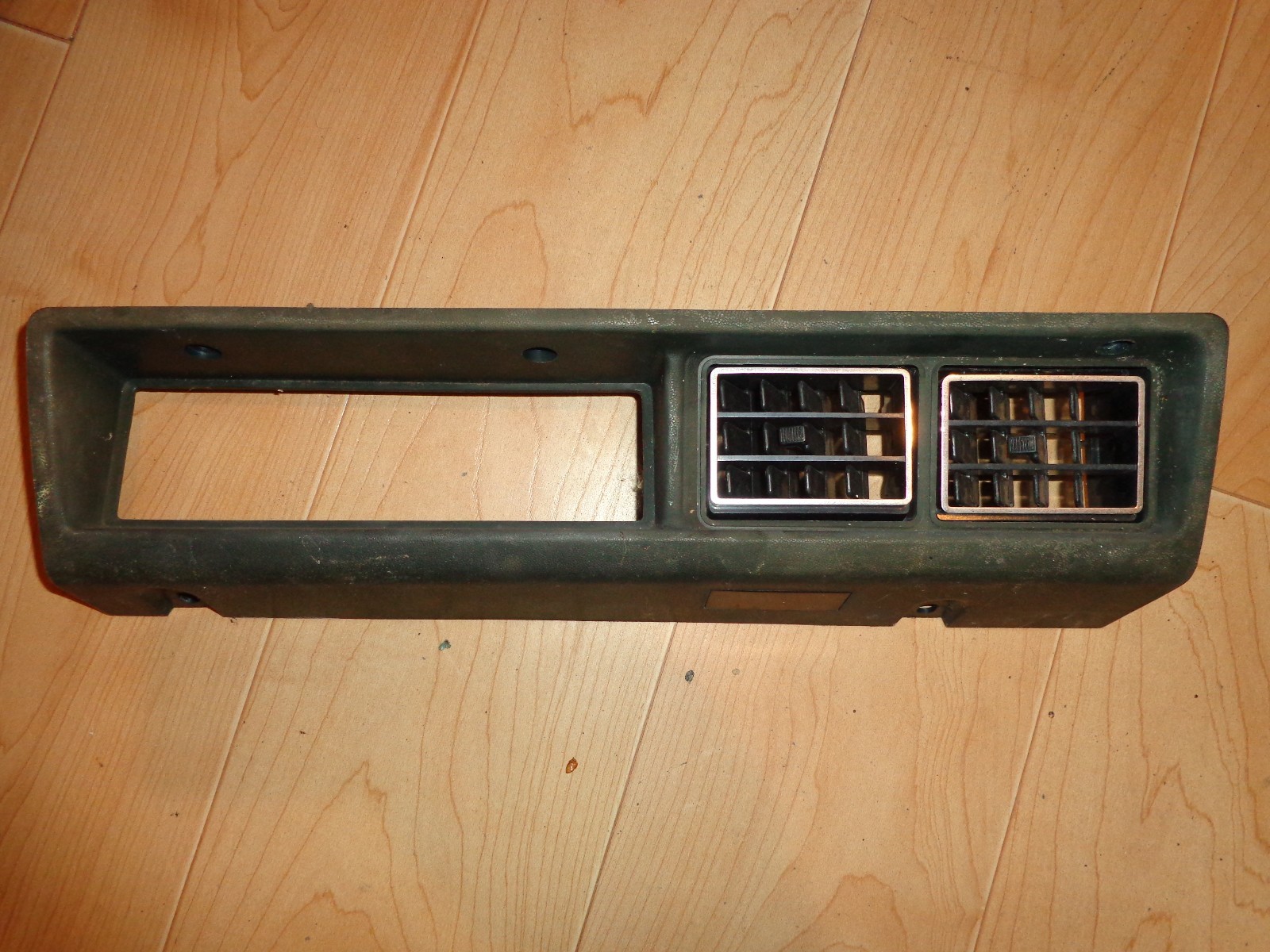 Nissan Datsun 280zx OEM Blue Center AC Vent console 79-83 | eBay