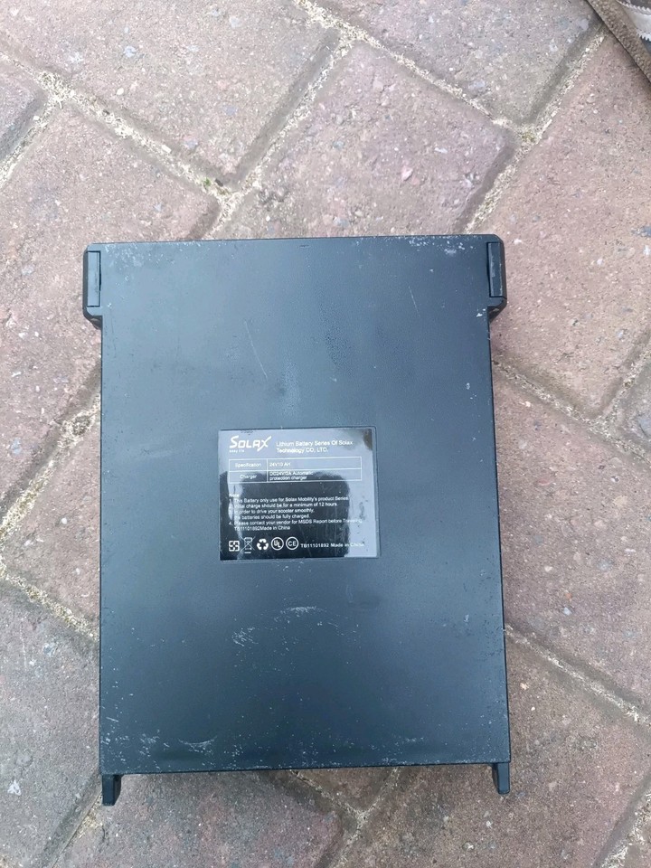 SOLAX Easy Life Folding Mobility Scooter - Manual, Spare Battery ...