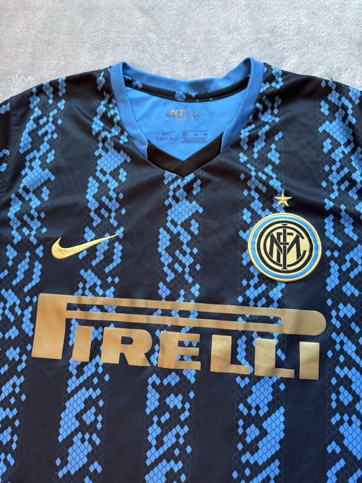 Inter Milan Nike 2020/21 Snake Skin Home Jersey XL • Pirelli • #22 ...