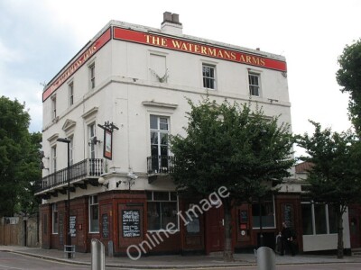 Photo 6x4 The Watermans Arms, Cubitt Town Greenwich/TQ3977 A pub on the ...