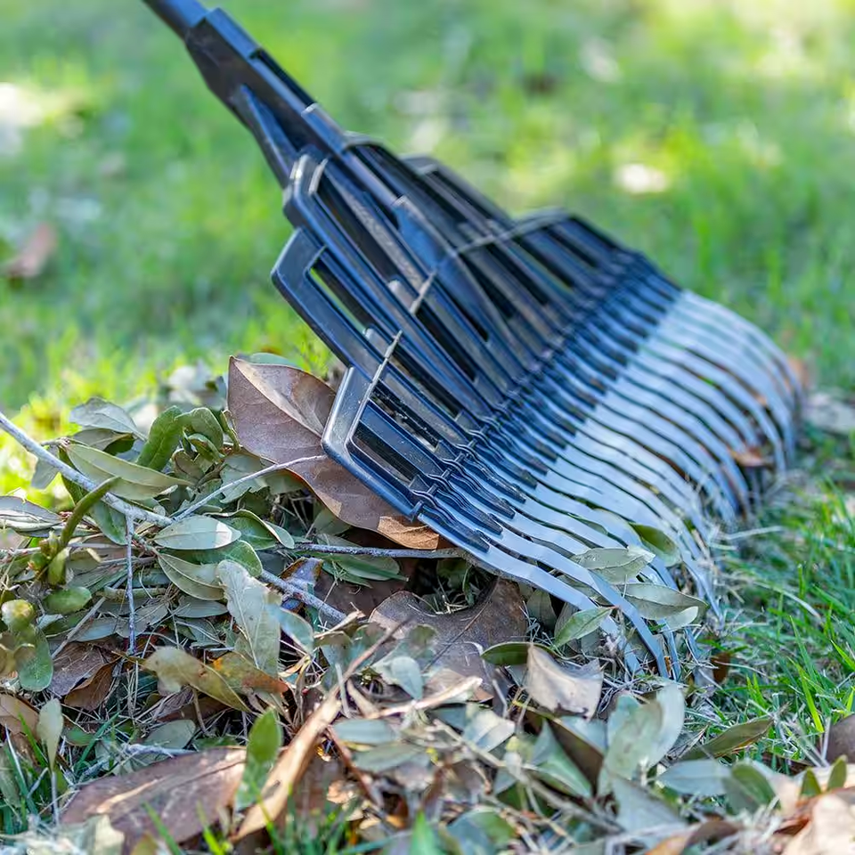 Razor-Back 20-Tine Multi-Purpose Lawn Rake Landscape Rocks Leaves ...