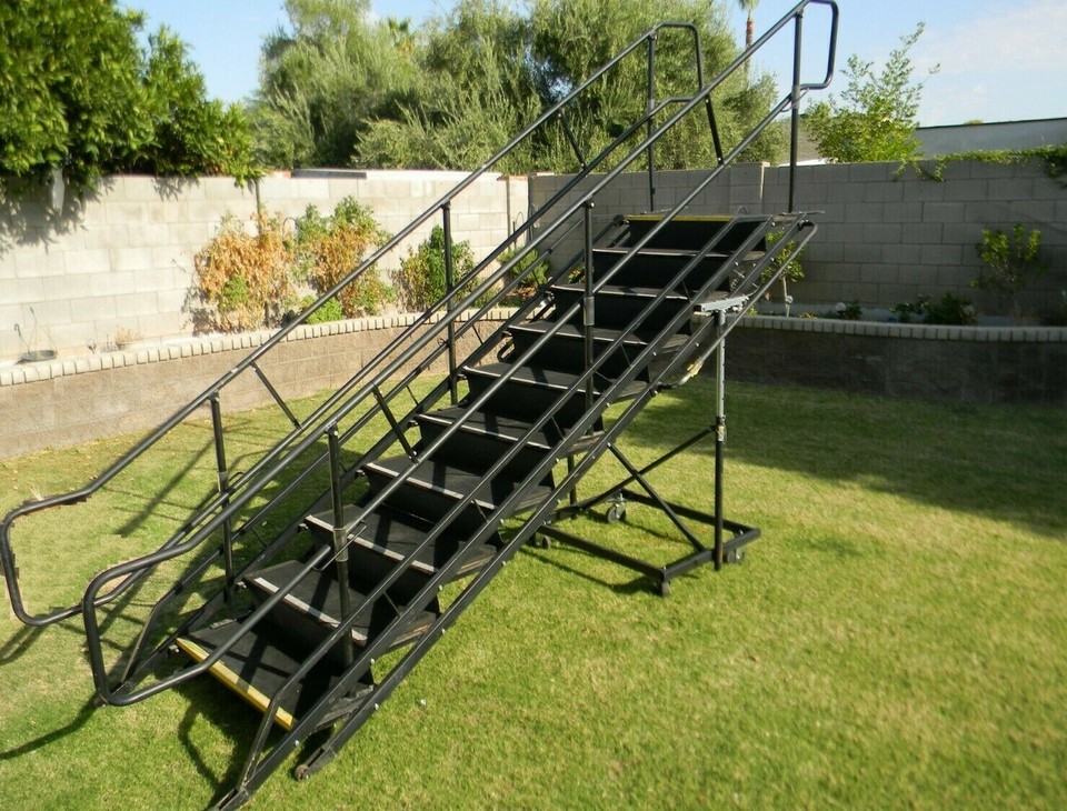 Sico 10 Step Rolling Portable Stage Stairs w/ Handrails 4ft - 8ft, 40 ...