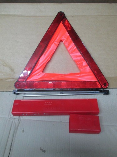 AUDI TT MK1 COUPE ROADSTER ~ OEM EMERGENCY WARNING TRIANGLE SIGN ...