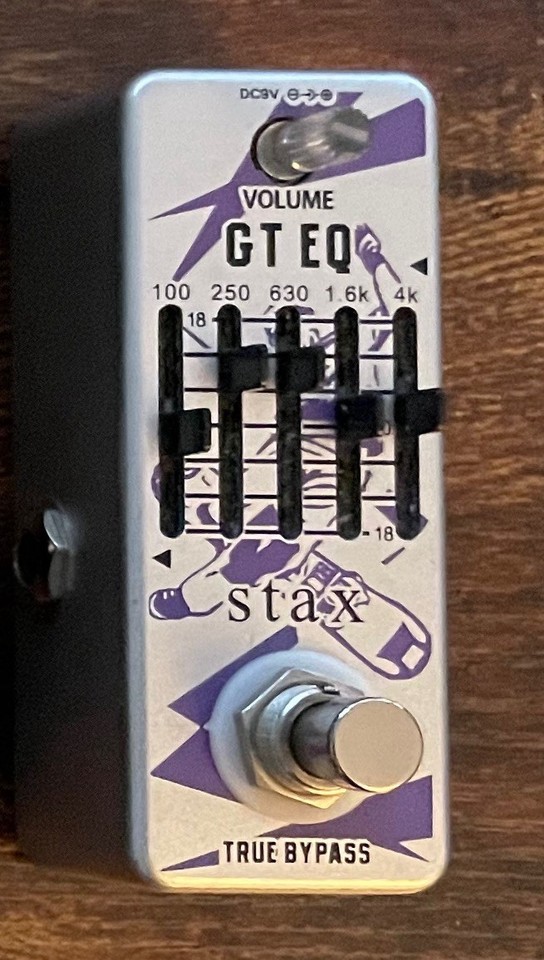 Lot of 4 Guitar Pedals (Boss, Behringer Overdrive, Osmium Distortion ...