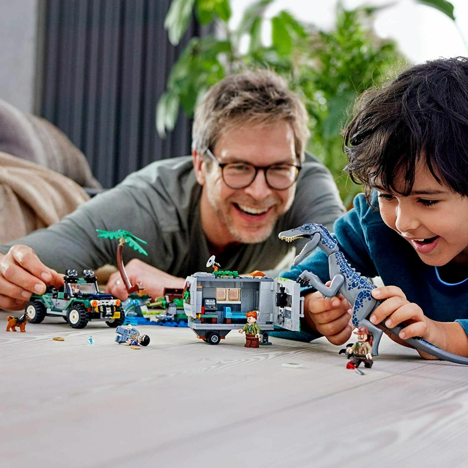 LEGO Jurassic World: Baryonyx Face-Off: The Treasure Hunt (75935) Set ...