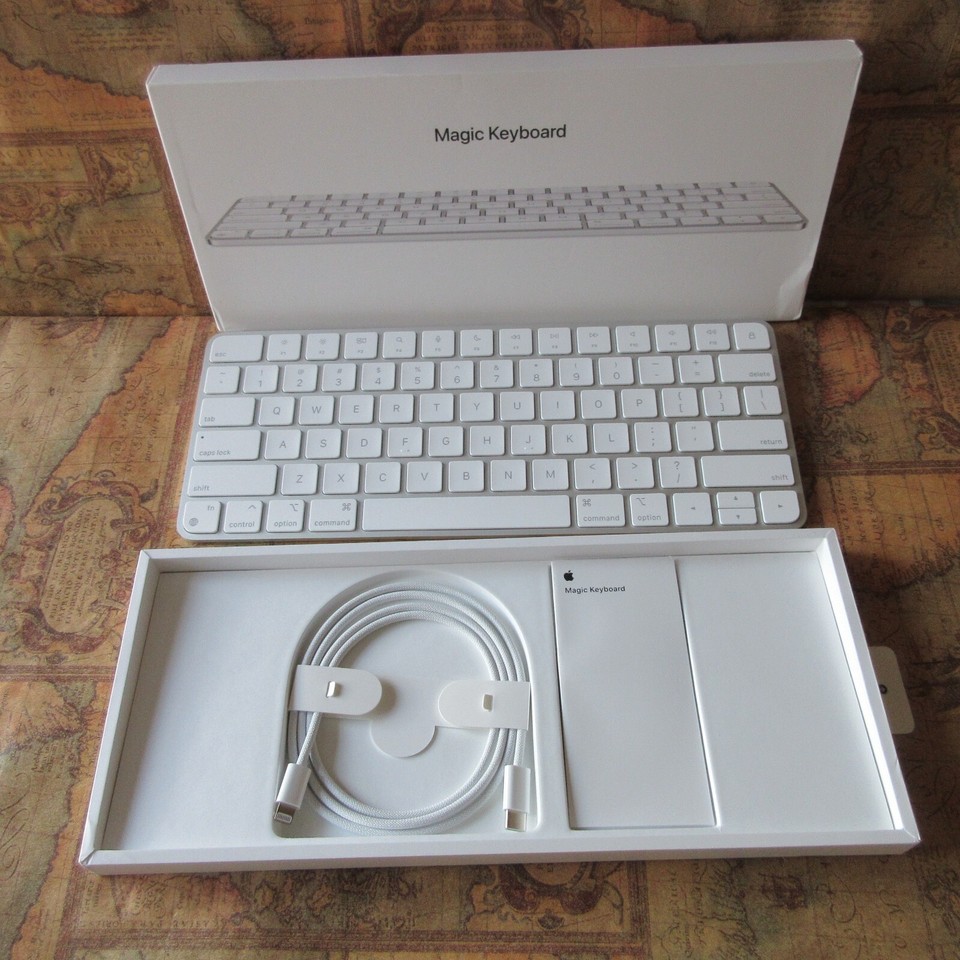 🍎Apple Magic Keyboard Wireless, Silver/White Keys | eBay