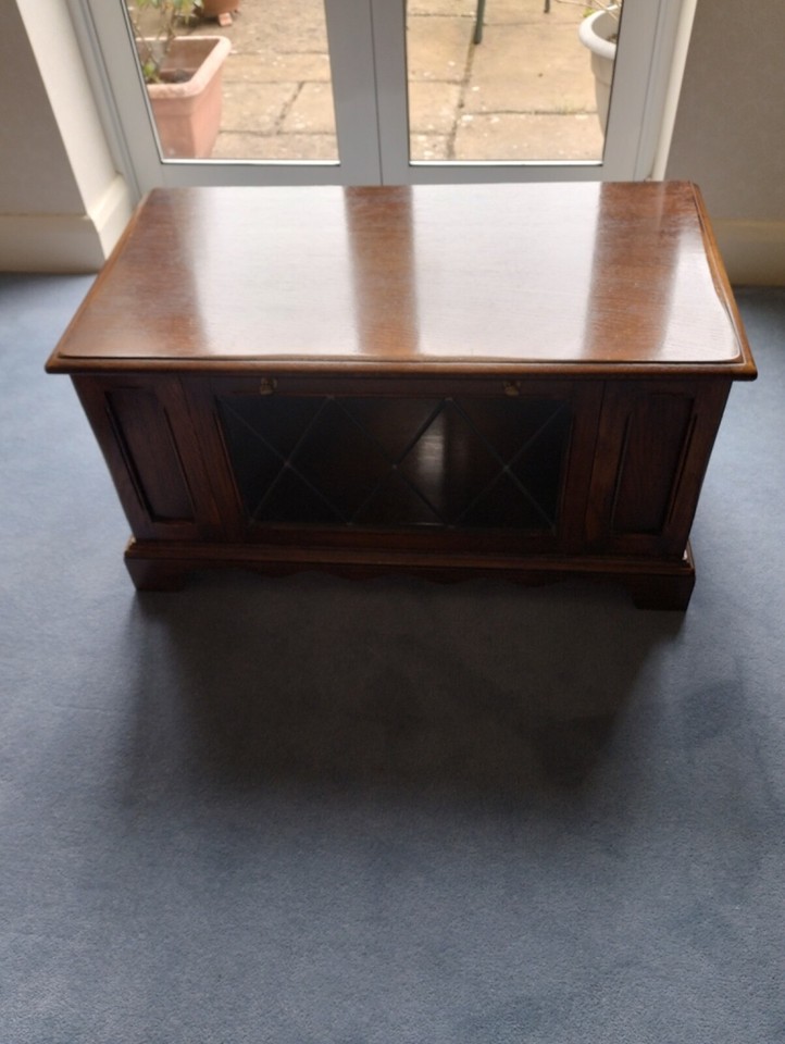 bevan and funnell reprodux solid oak small tv unit, good condition ...