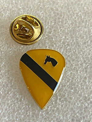 US Army Military Occupation 1st Cavalry Division Pin. #8 | eBay