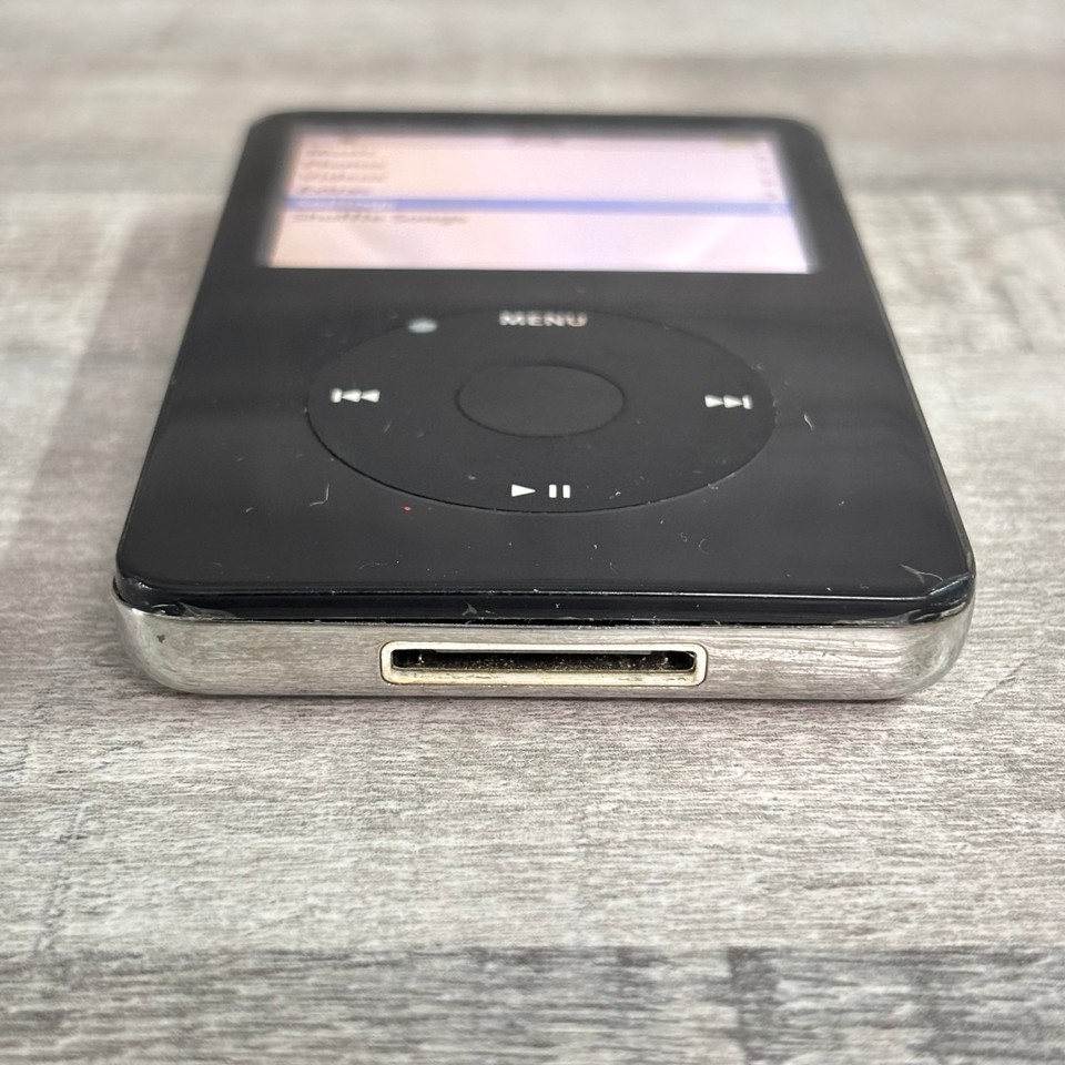 Apple iPod 5.5th Gen Black 30GB A1136 MA446LL | eBay