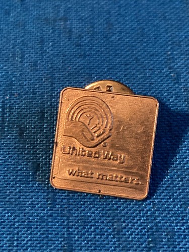 Vintage United Way what matters. Pin Union Made USA | eBay