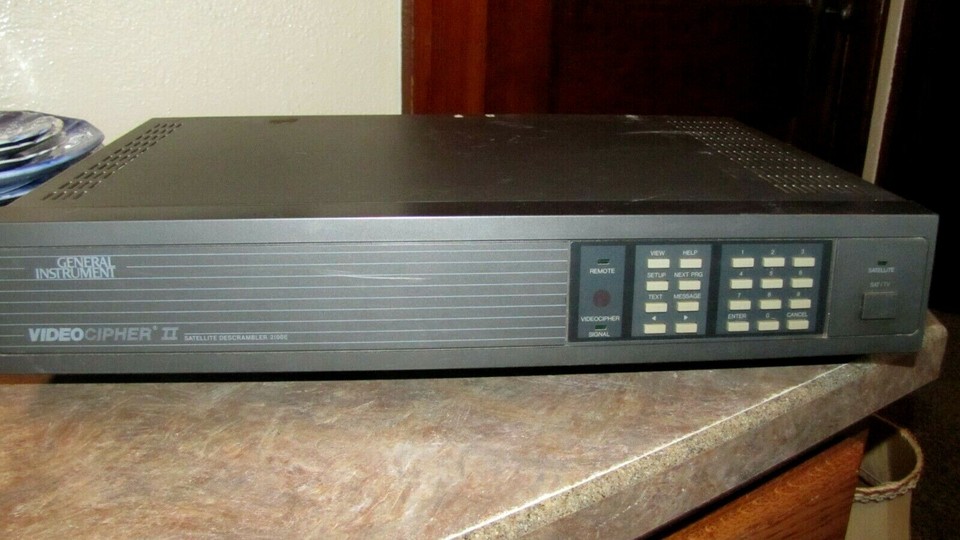 Vintage GENERAL INSTRUMENT Satellite Descrambler VC 2100E Videocipher ...