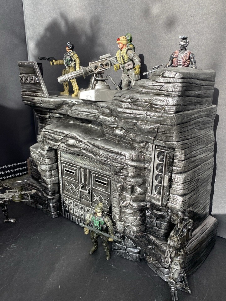 You Pick Mad Max Gas Town War Rig Road Warrior Furiosa Fury Road ...