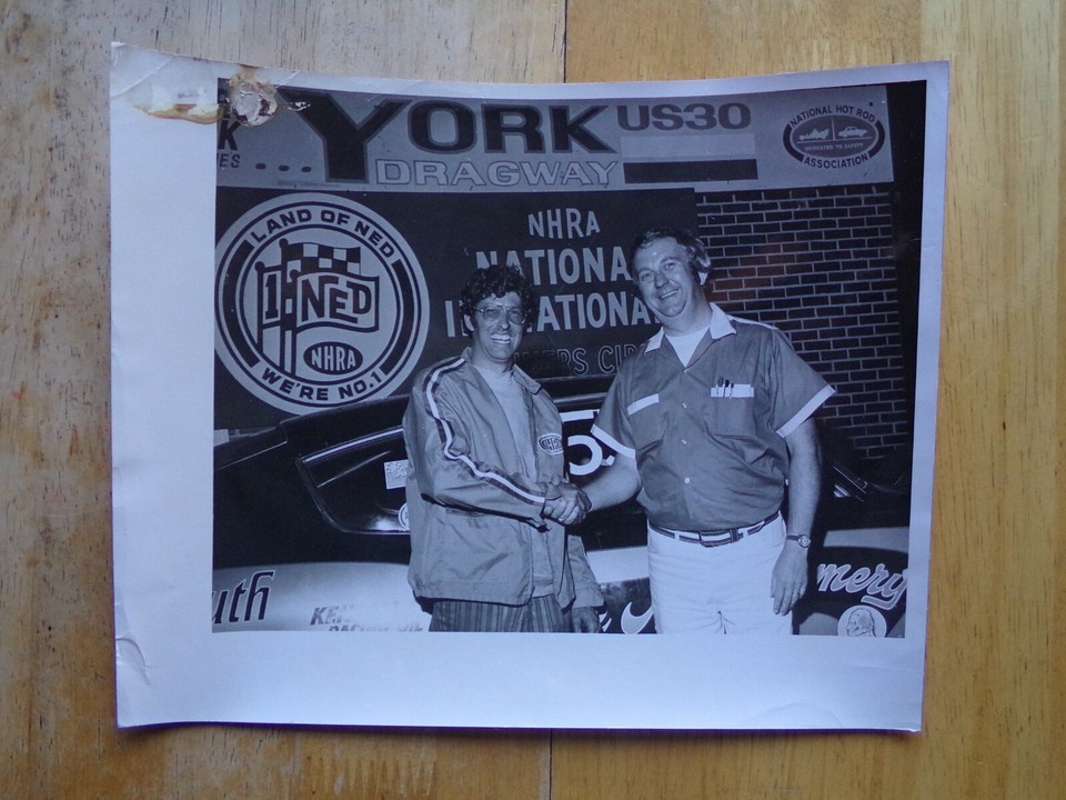 Vintage Drag Racing-Ken Montgomery-1968 Hemi Cuda-1974 YORK US30 ...