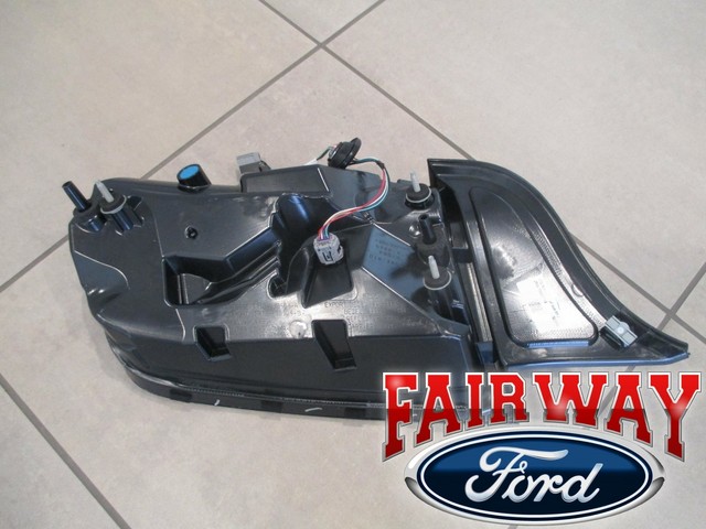 2018 Ford Mustand RH Passenger Tail Lamp JR3Z13404D Jr3z13404c for sale ...