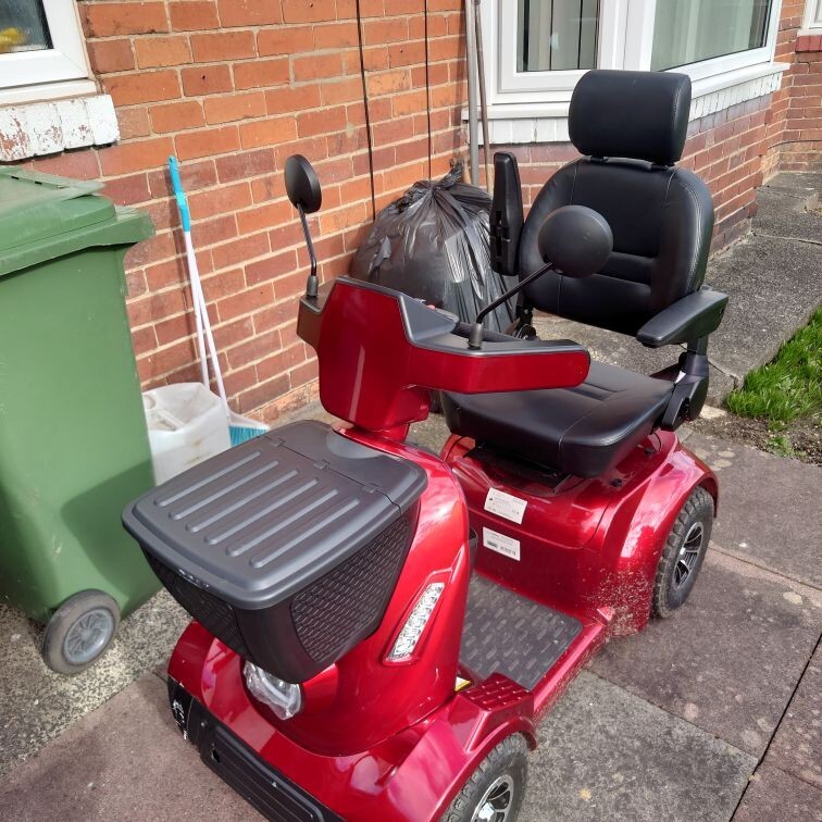 Green Power Mobility scooter Red, Carries up to 35 stone, Only 8 months ...