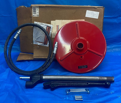 LINCOLN CLAMP ON MANUAL GREASE PUMP MODEL 1292 SERIES D 3500 PSI DATE ...