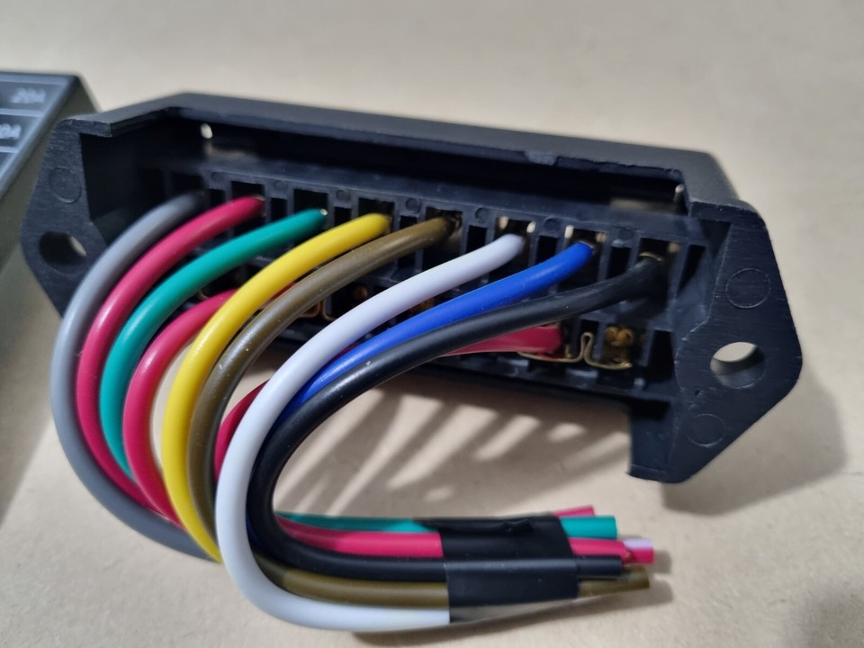 FUSEBOX 8-way under fuse box morris minor van convertible austin a30 ...