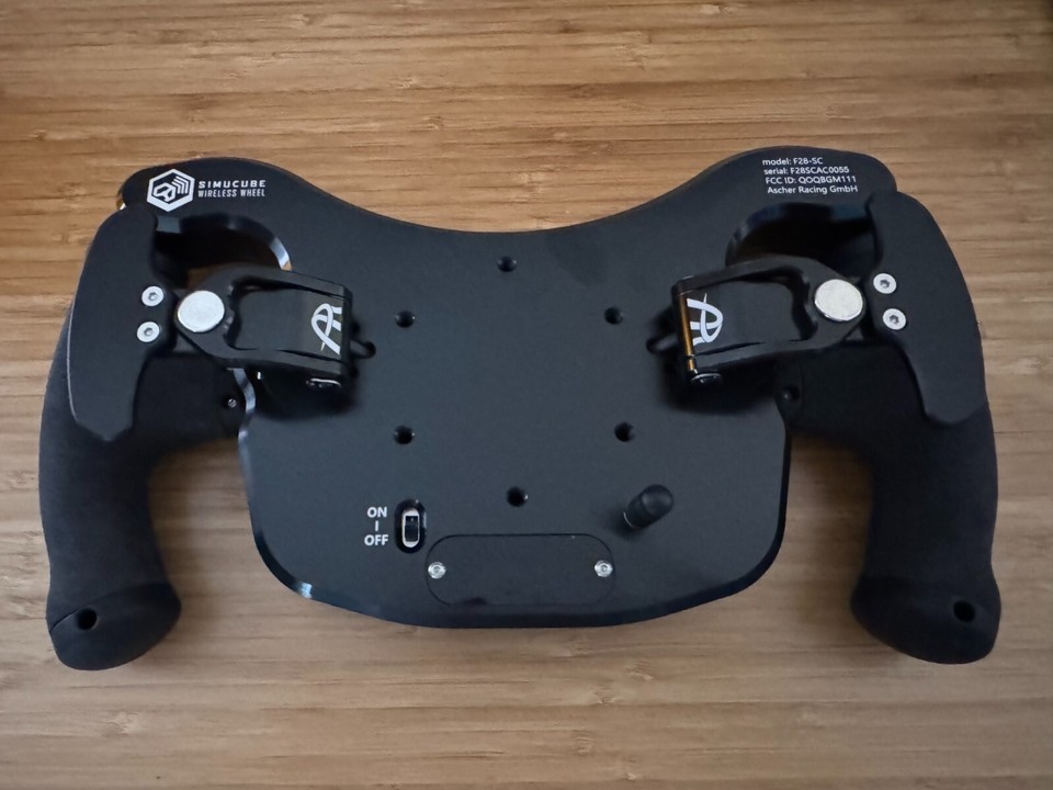 Simracing F1 Style Steering Wheel Ascher Racing F28-SC Simcube ...