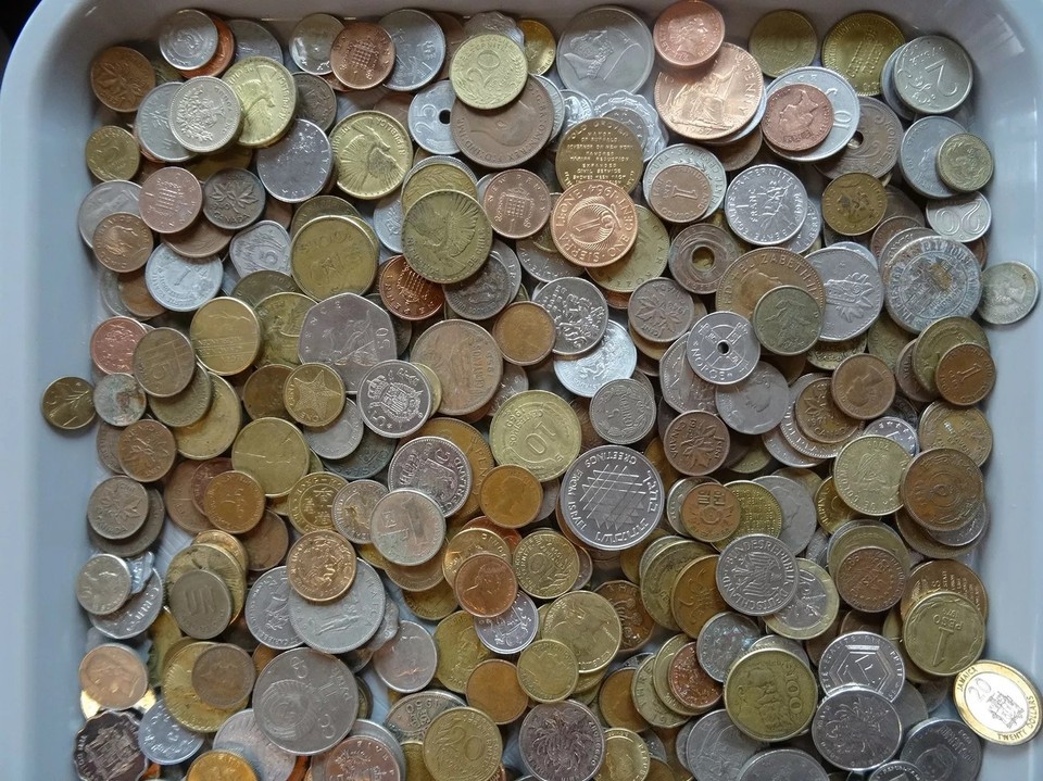 Old Mixed World Coin Collection Bulk Estate Exchange 5 POUNDS Treasure ...