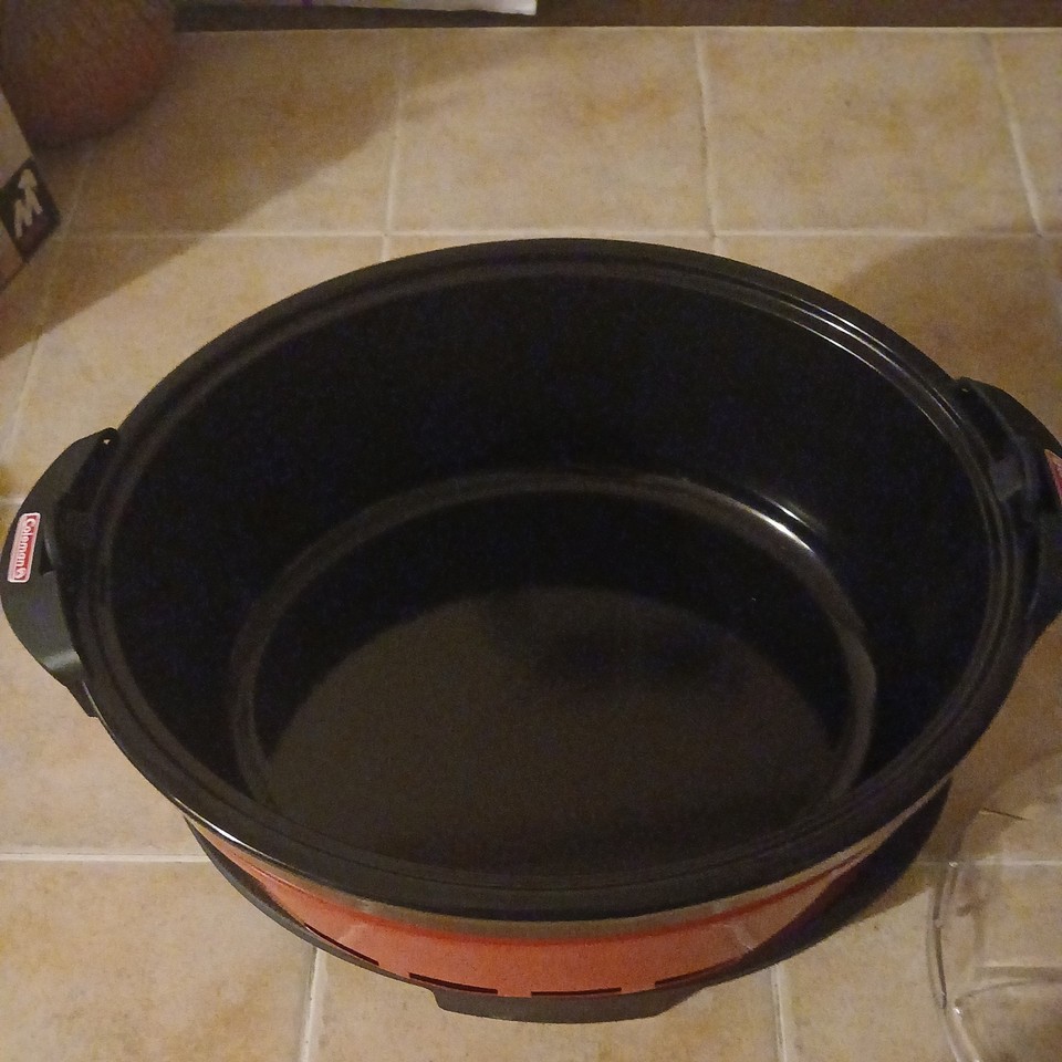 Coleman Road Trip Heat 'N Serve 6QT Portable Propane Slow Cooker ...