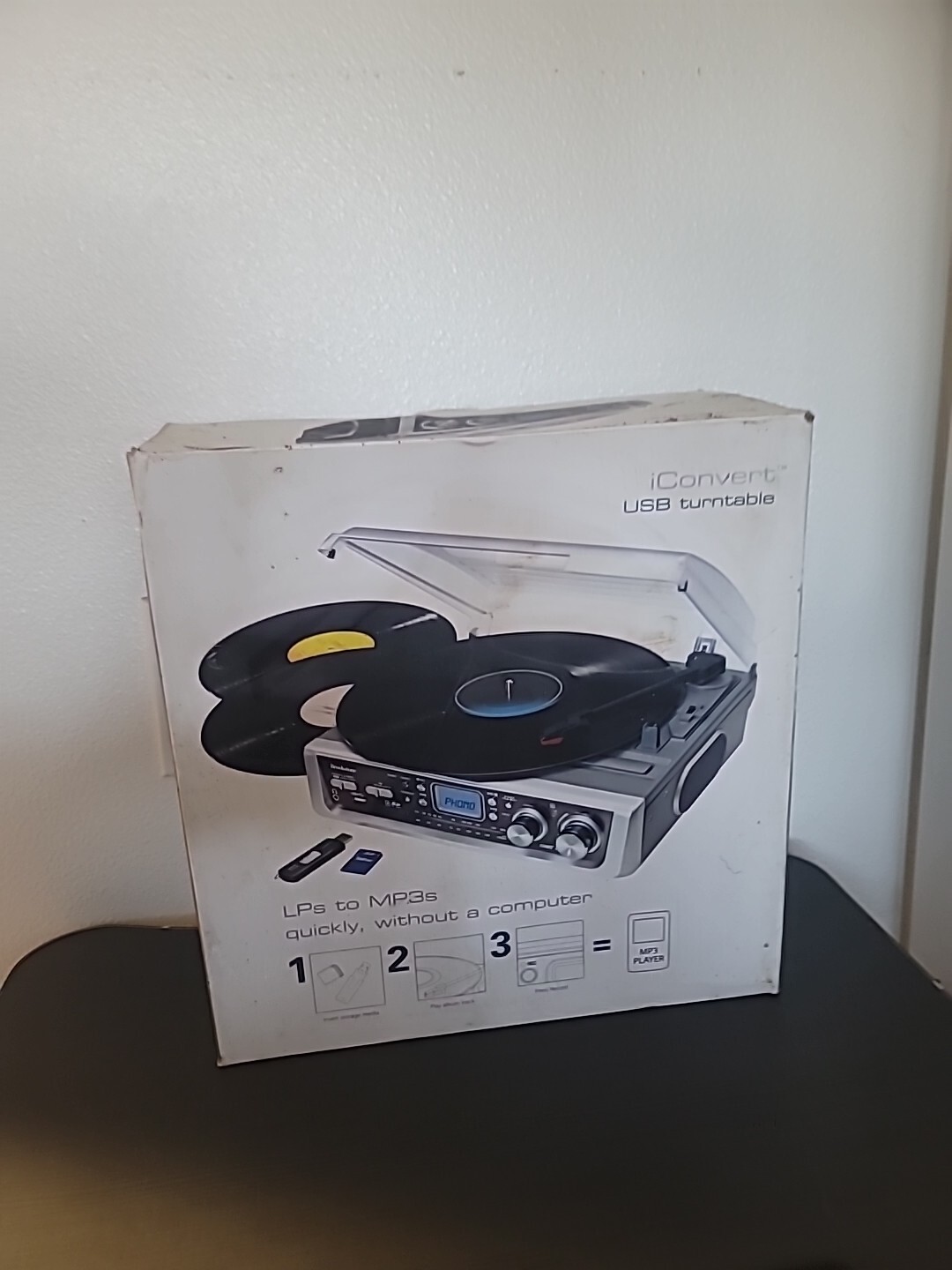 Brookstone iConvert USB Turntable Vinyl Records to Computer Digital for ...