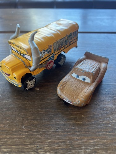 Disney Cars 3 Deluxe Mrs. Fritter school bus Plus lightning McQuee die ...