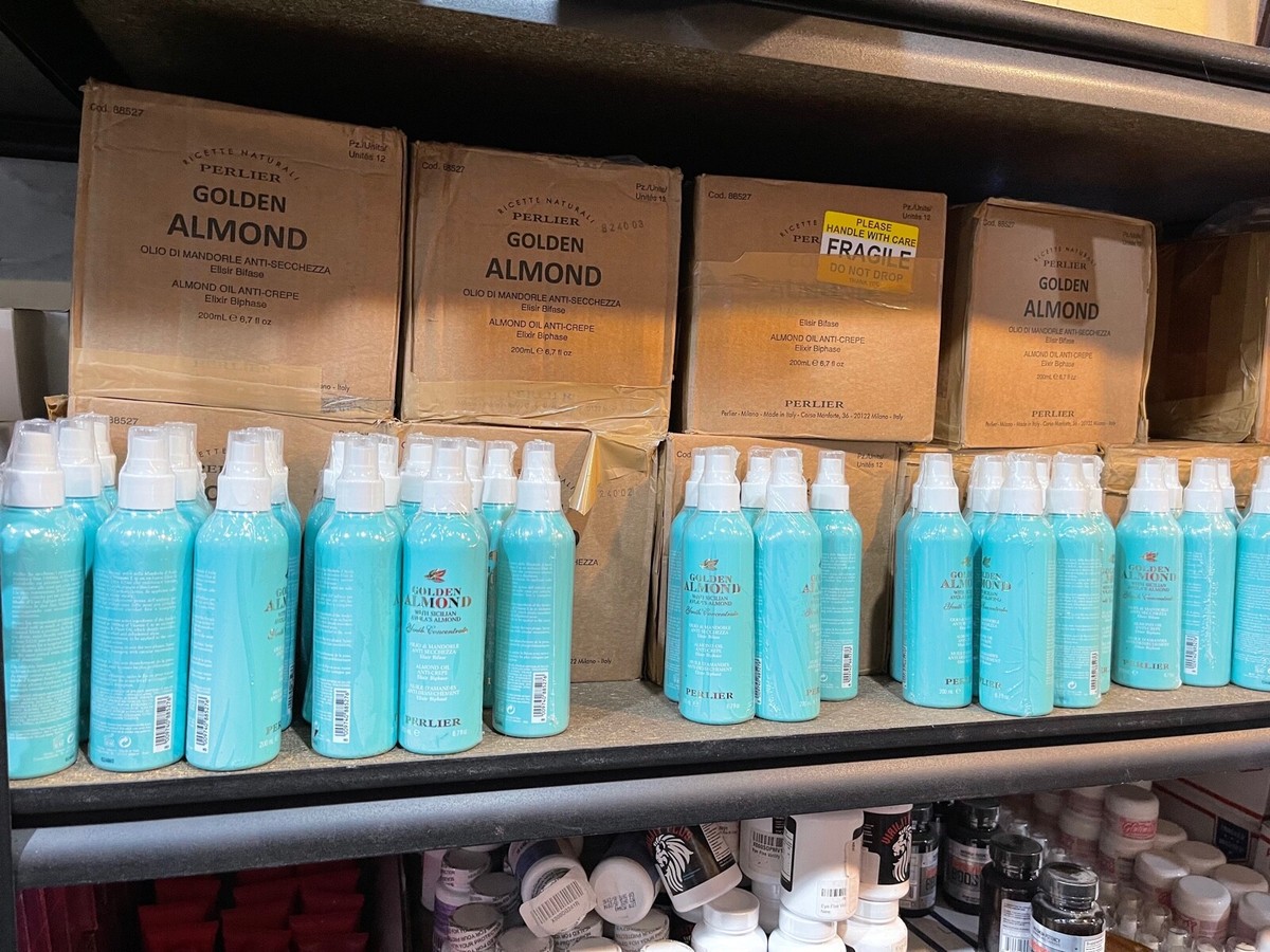 Liquidation Makeup Lots | Saubhaya Makeup