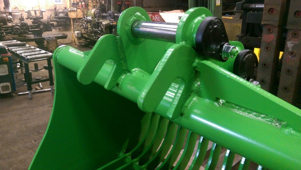 excavator bucket lifting hooks, makes carrying your digger buckets a ...