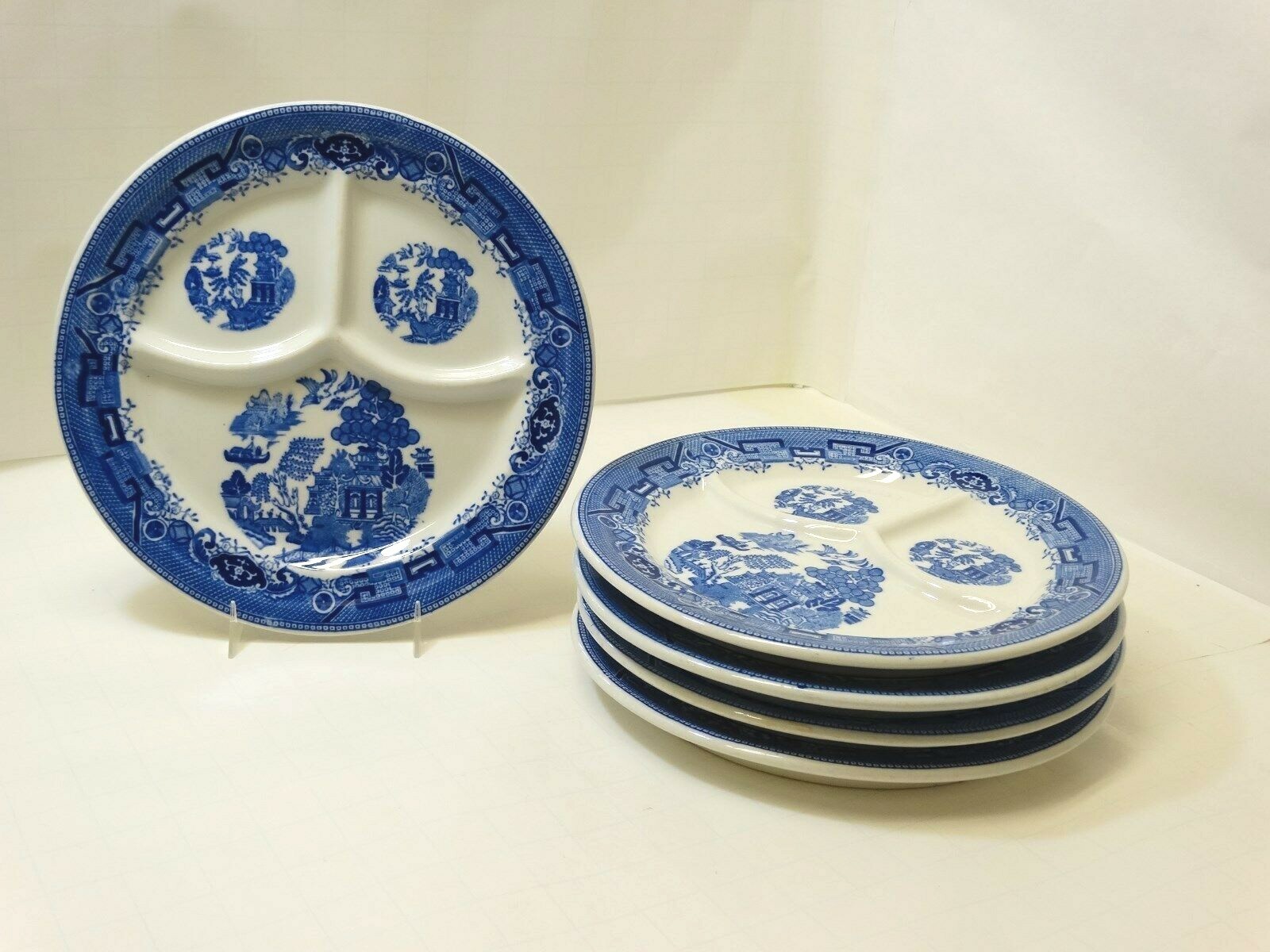 (4) Jackson Vitrified China BLUE WILLOW Grill Buffet Fondue Divided ...