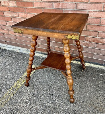 1800-1899 - Antique Parlor Table - 2