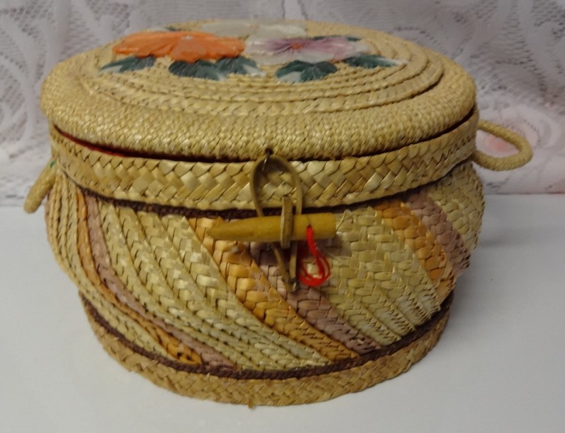 Vintage China Straw Wicker Woven Crafts Sewing Basket Box | eBay
