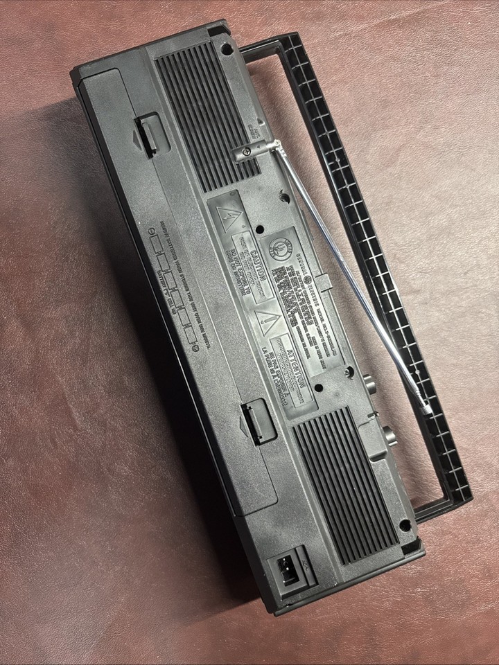 Vintage General Electric Boombox Cassette Stereo Radio 3-5623 — In Box ...
