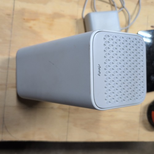 Comcast XFinity XB7-T GIGABIT Modem WiFi Router - Untested | eBay