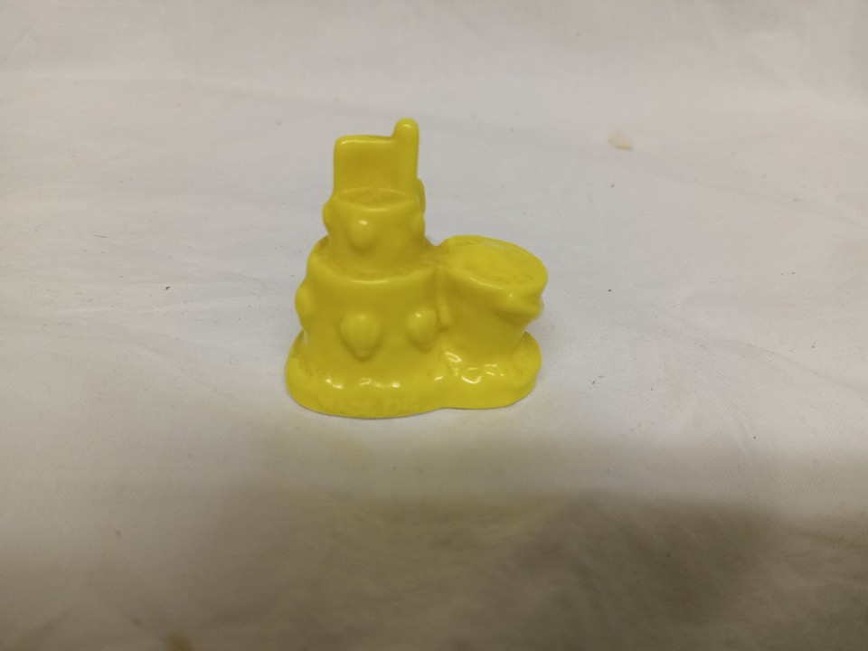 Wade Eng Red Rose Tea Figure - Sand Castle -US Calendar Series Whimsies ...